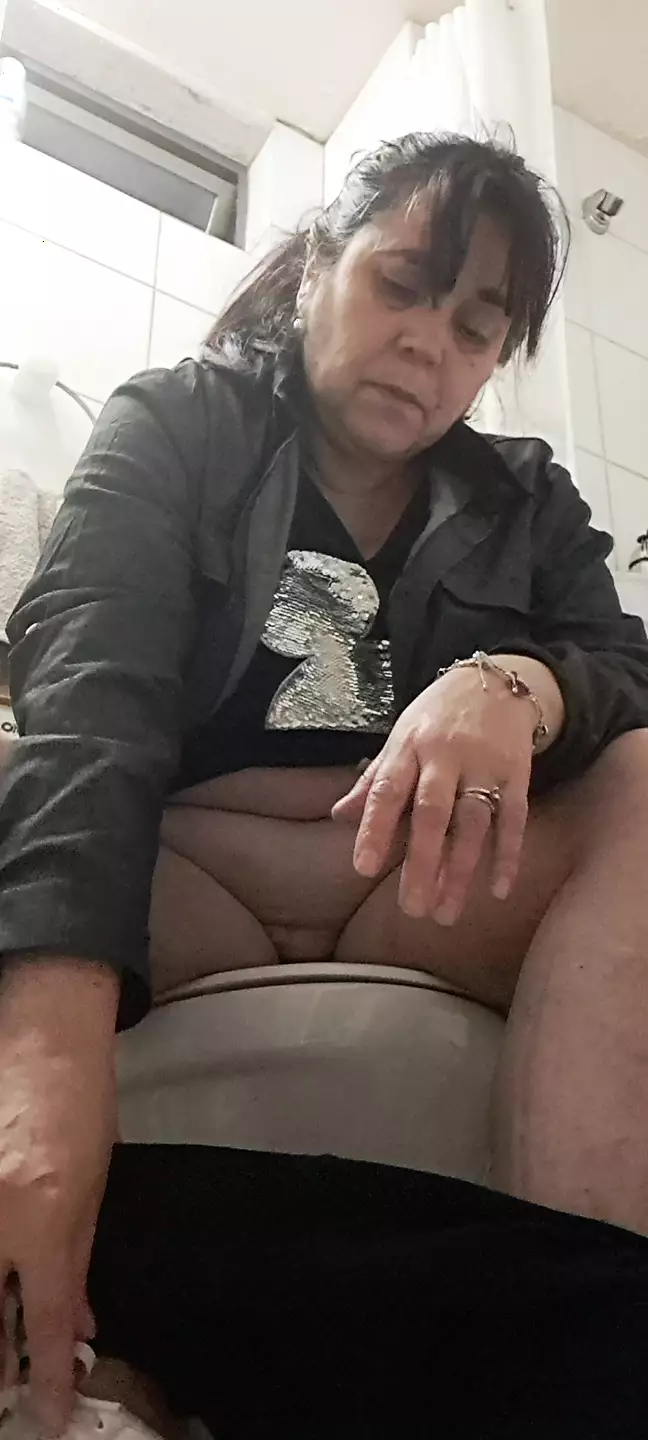 Wife Washing Pussy With Jet Of Water Deep In Vagina Wet And Messy Amateur Porn Xhamster