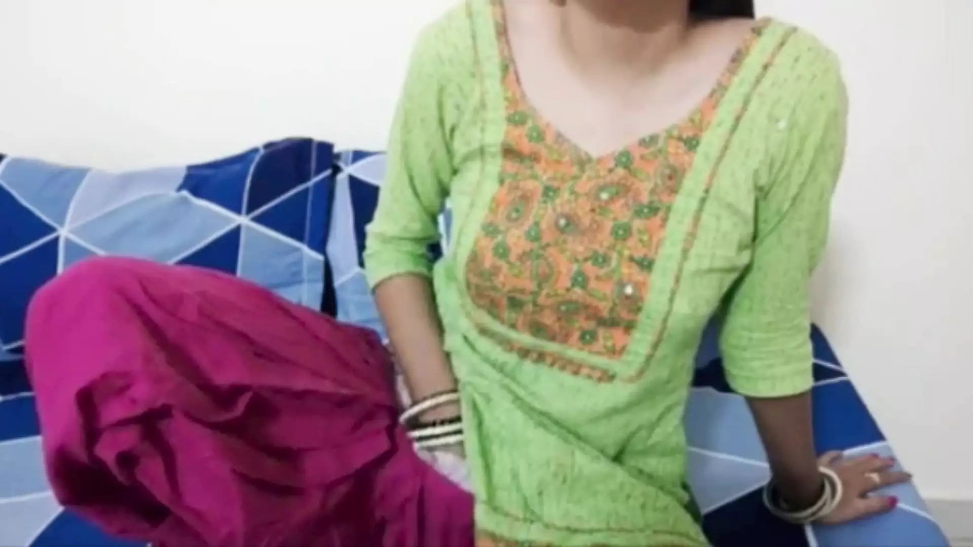 Big Boobs Indian Desi Maa Ne Sex Ki Lat Laga Di Hindi Audio Blowjob Blowjob Porn Xhamster
