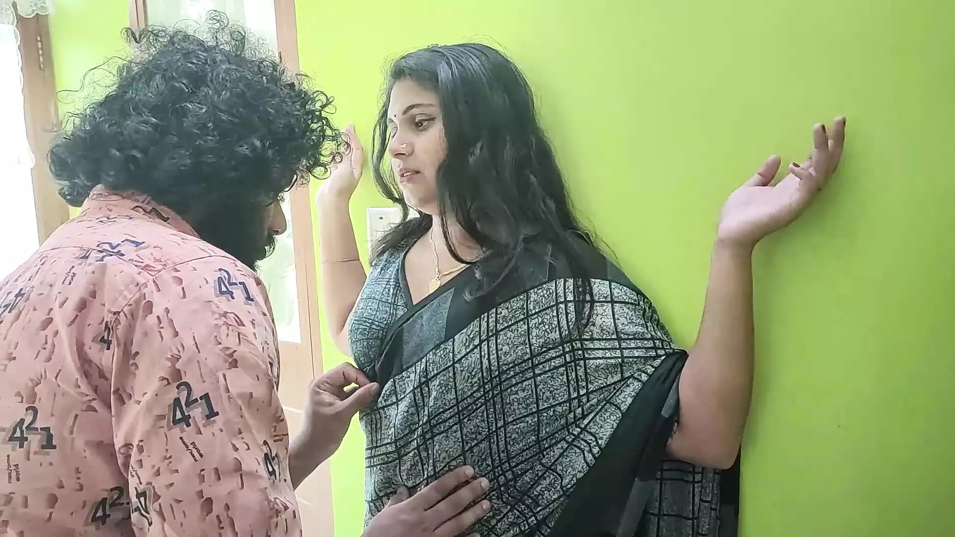 Vaishnavy And Sharun Raj Saree Navel Romance Saree Romance Navel 2194