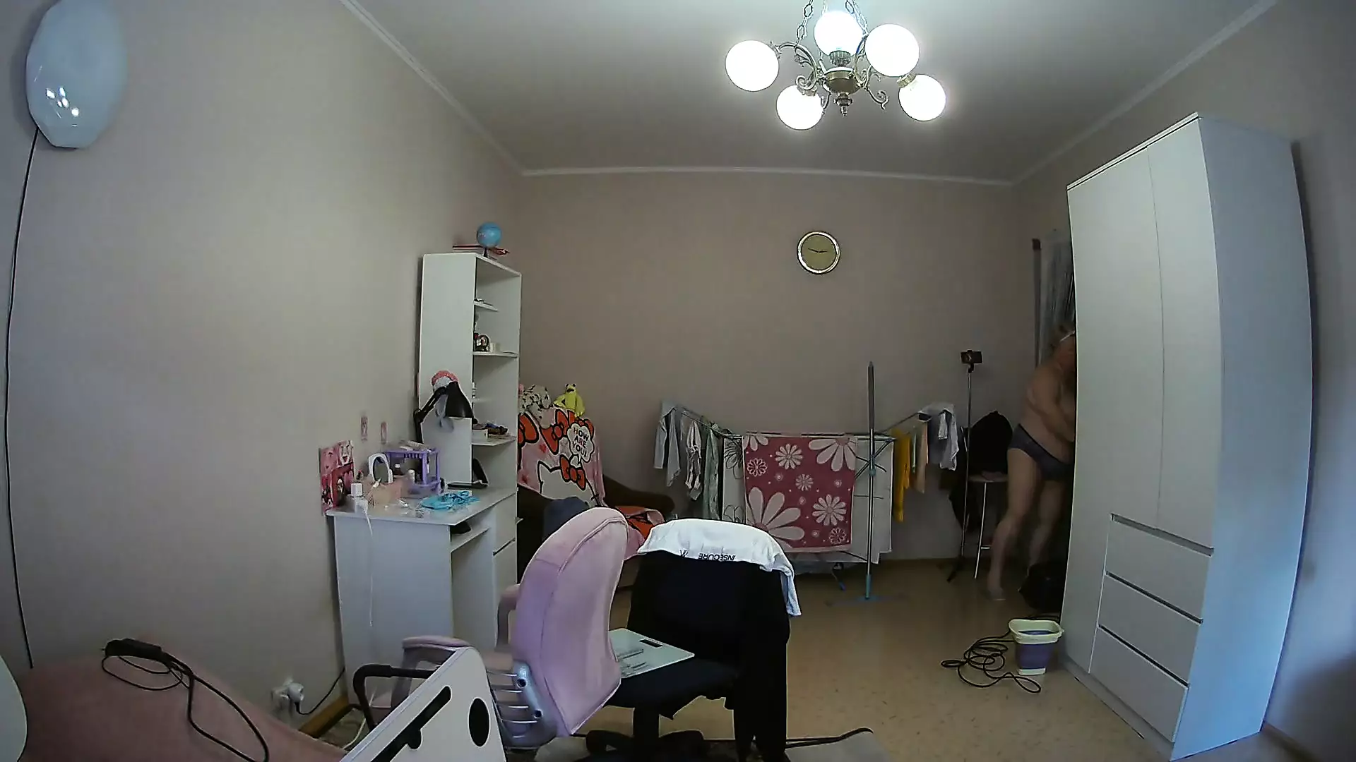 Vídeos De Limpiando Desnuda Gratis Xhamster