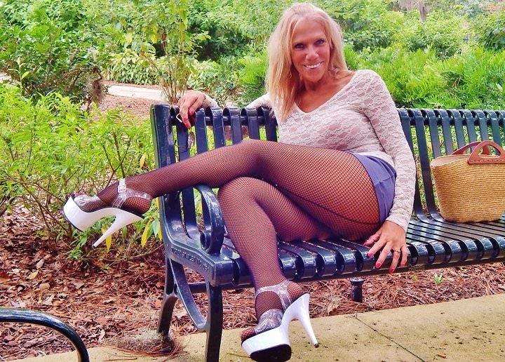 Nasty Sofia Strutting In Heels And Tight Dress Blonde Porn Xhamster