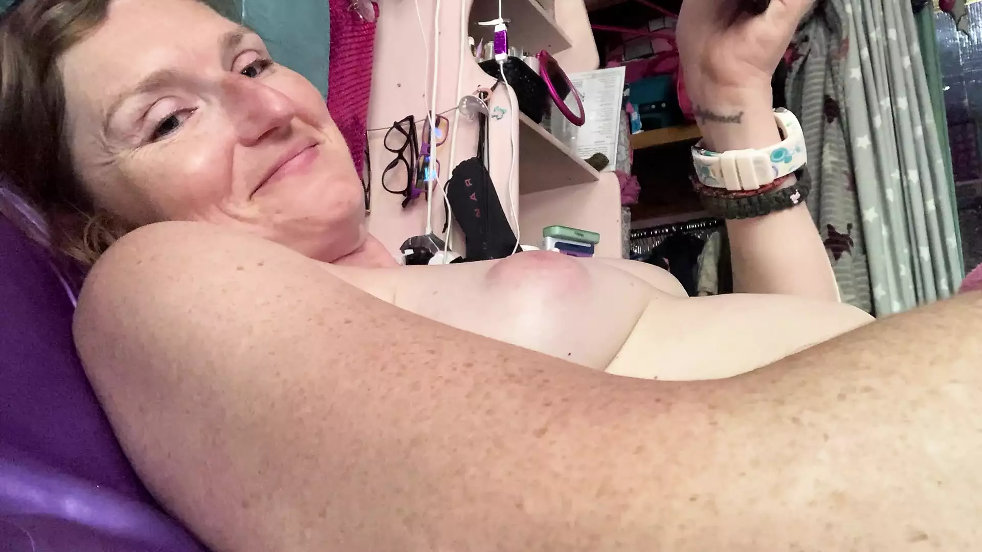 Die Wirkung Von Pervers Asmr Erfreut Wie Rachel Wrigglers Muschi