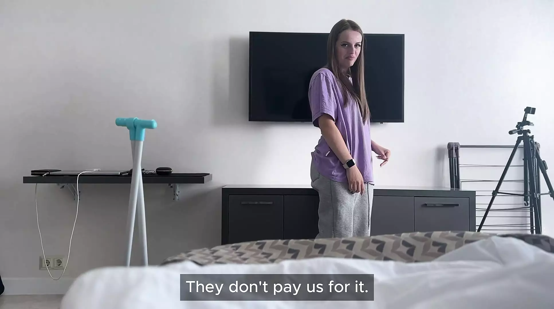 我付钱给清洁女工展示她的魅力并做爱 Xhamster