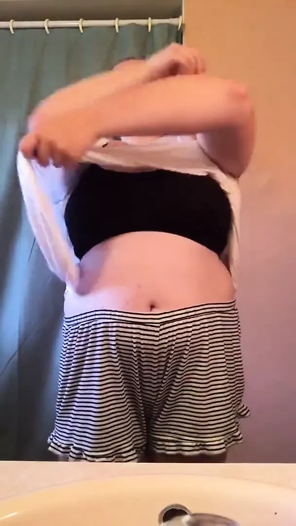 Chubby Girl Stripping 1 | xHamster