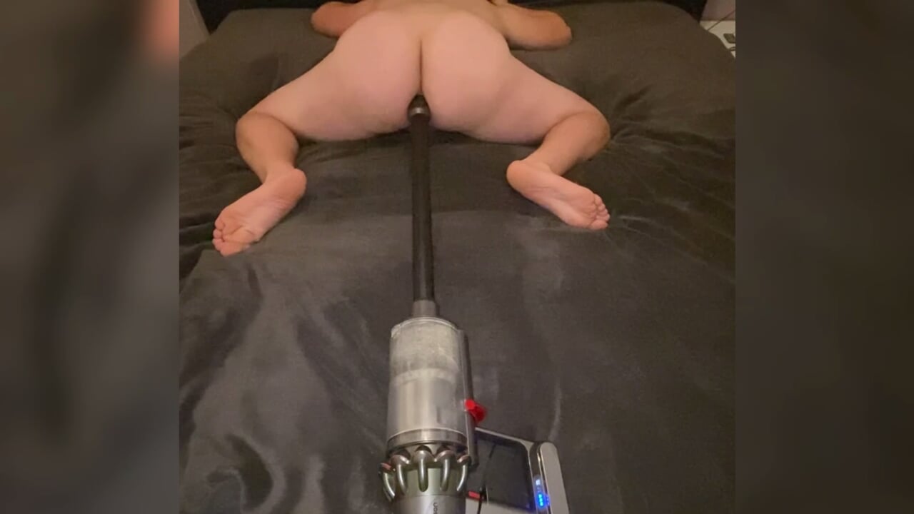 Huge Bubble Butt Anal Vacuum Cleaner Masturbation Gay Fucking Machine Porn Xhamster
