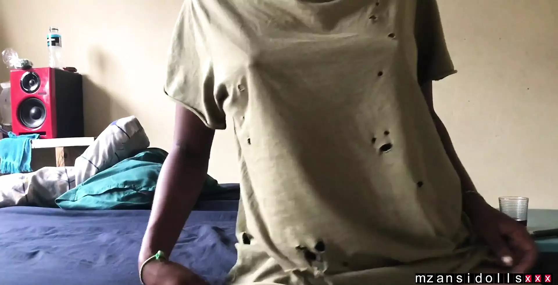 Une adolescente de 18 ans se fait baiser | xHamster