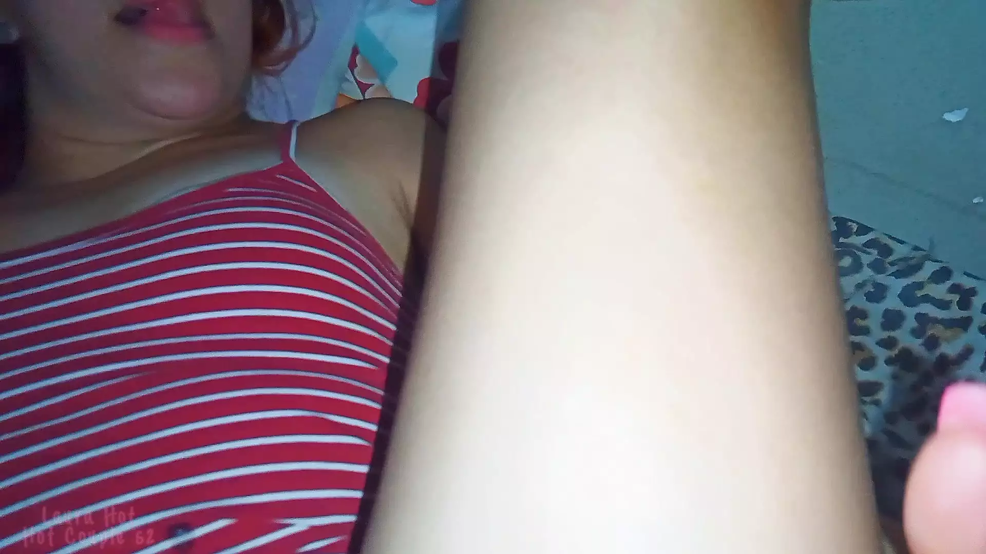 เธอดื่มฉี่ของกูและน้ําแตกบนควยของกูขณะที่กูน้ําแตกบนตูดเธอ Xhamster