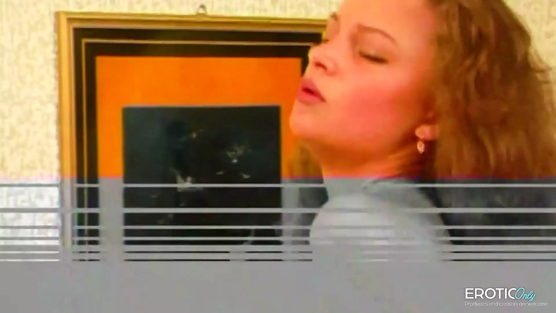 Retro Tienermeisje Vingert Haar Strakke Kut Xhamster