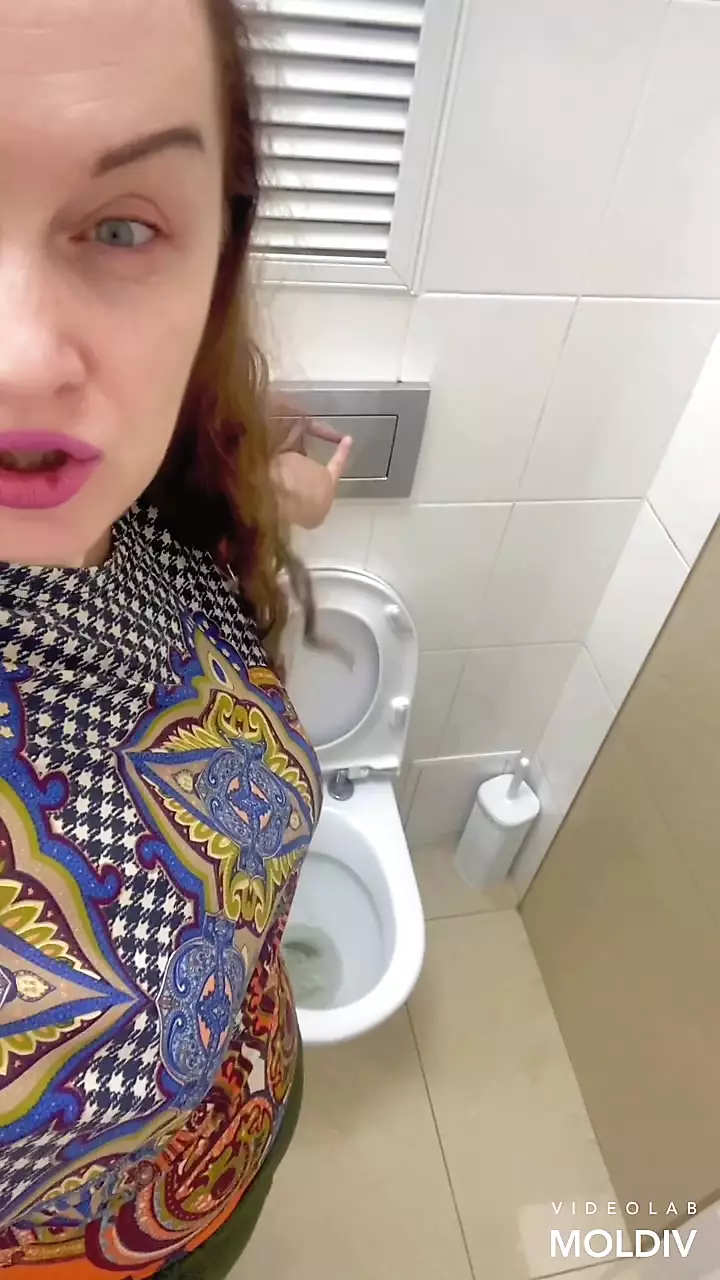 Gratis Kvinnor Som Pissar porrvideor | xHamster