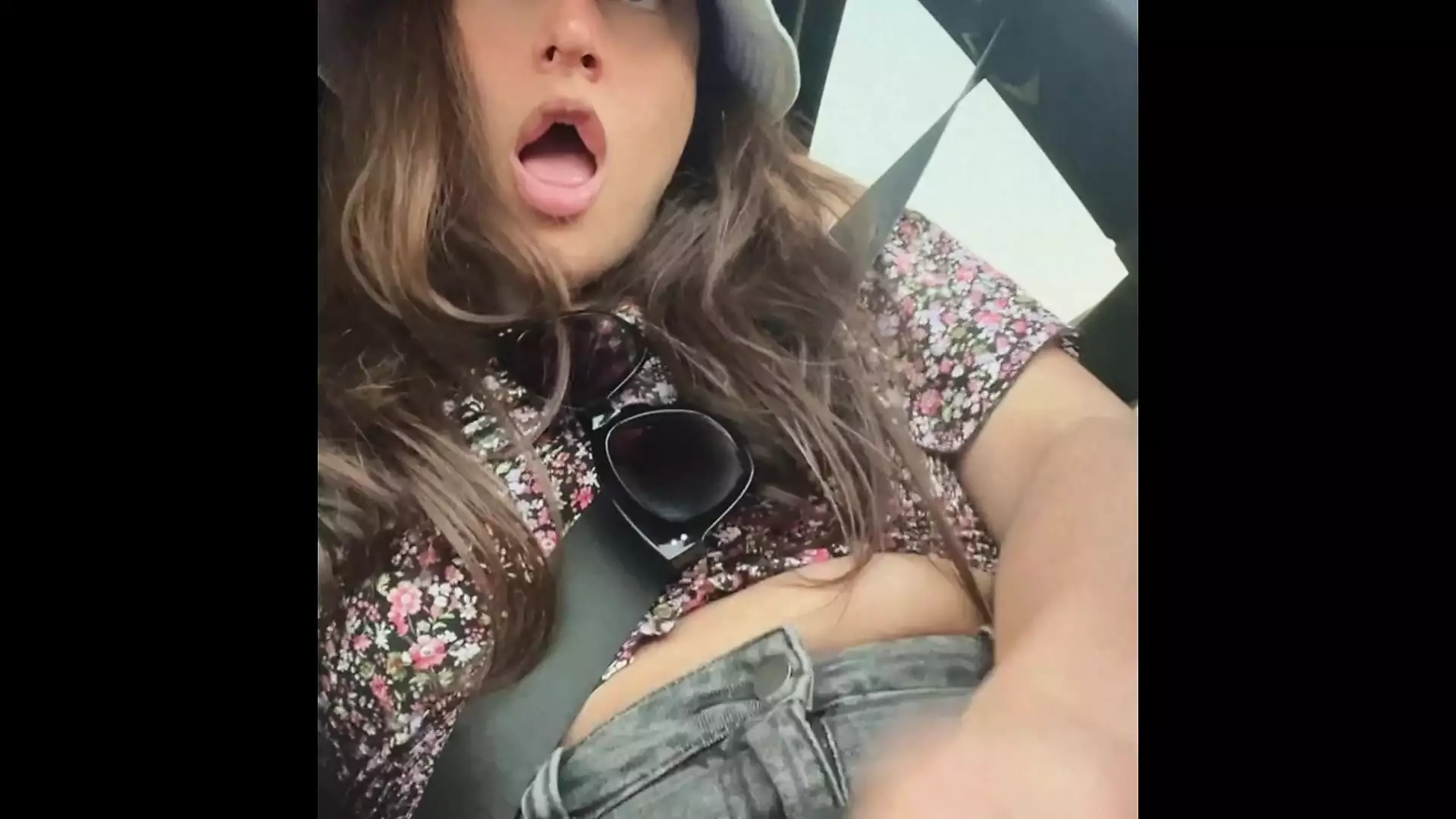 In The Car Jerking Off While My Bf Driving Is Awesome He Drives Us