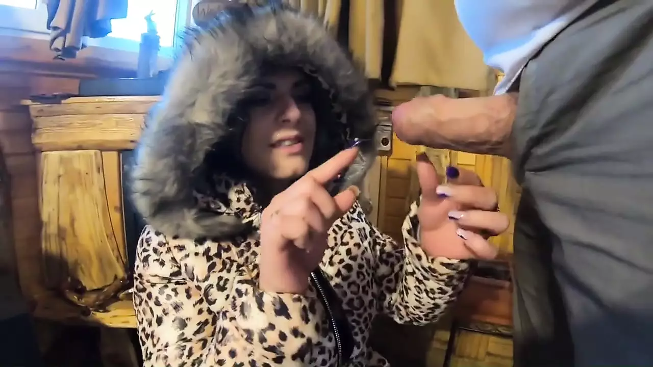 Milfycalla Face Fucking And Cumming Over My Glossy Puffer Jacket Linner