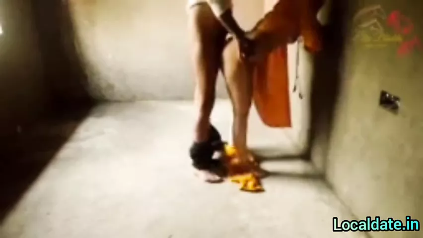 Une étudiante baise avec son copain après un mariage arrangé | xHamster