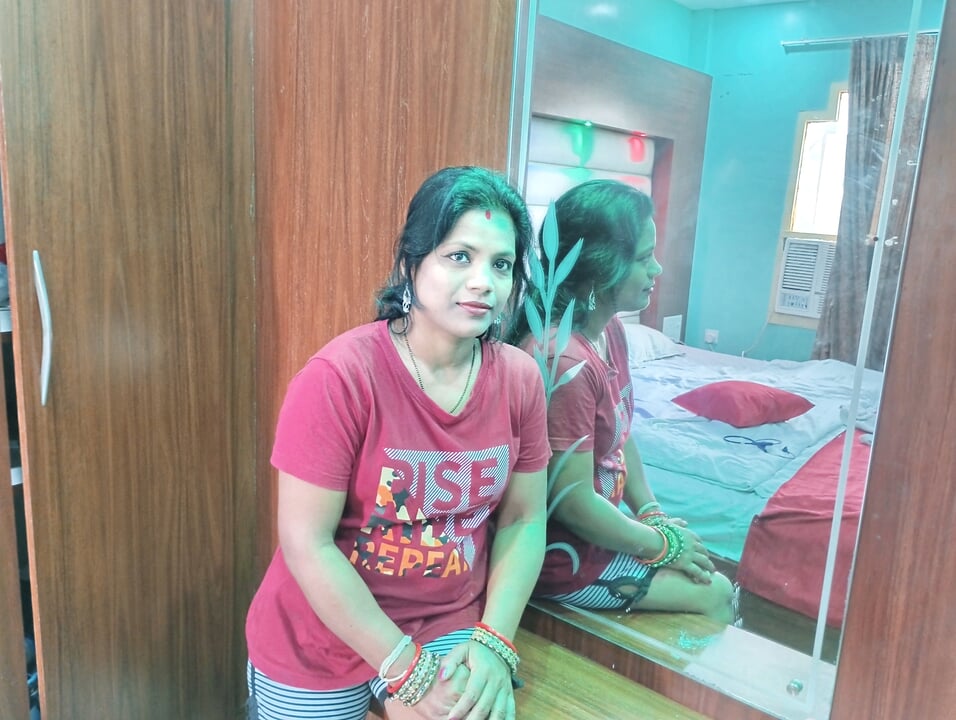 Indian Newlywed Nisha Called Boyfriend For Sex But Fucked With Man 2002